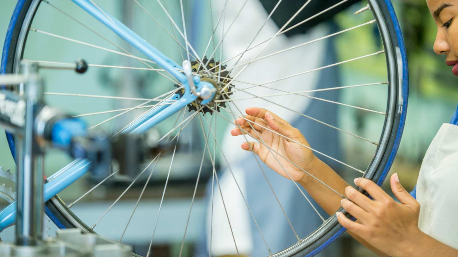 Plans for new cycle hub in town centre - Reading Borough Council